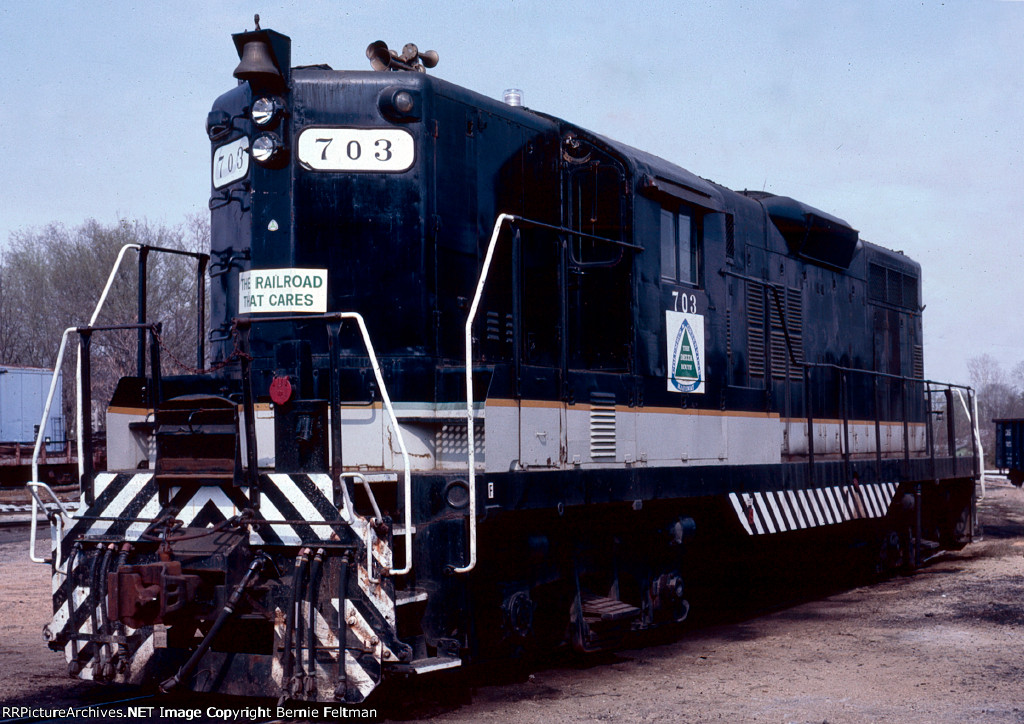 Columbus & Greenville GP9 #703